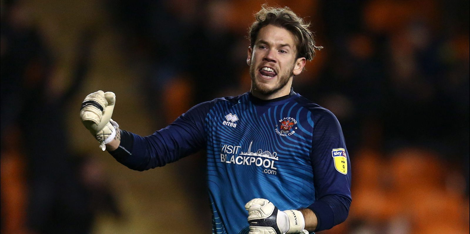 Blackpool finalise contract for former Preston North End and Fleetwood ...