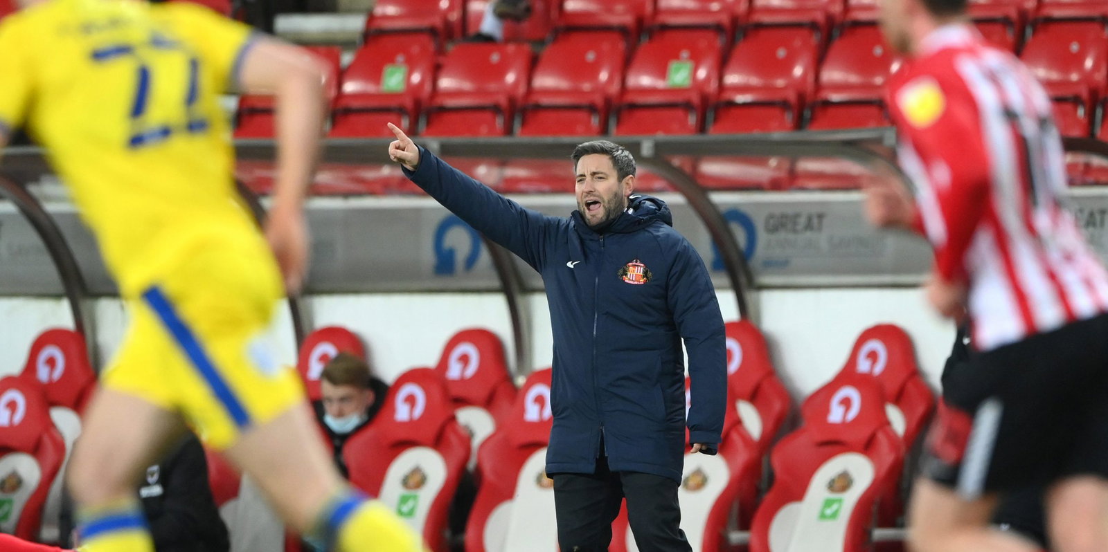 Sunderland boss makes 'shock' admission on training ground: The72 ...