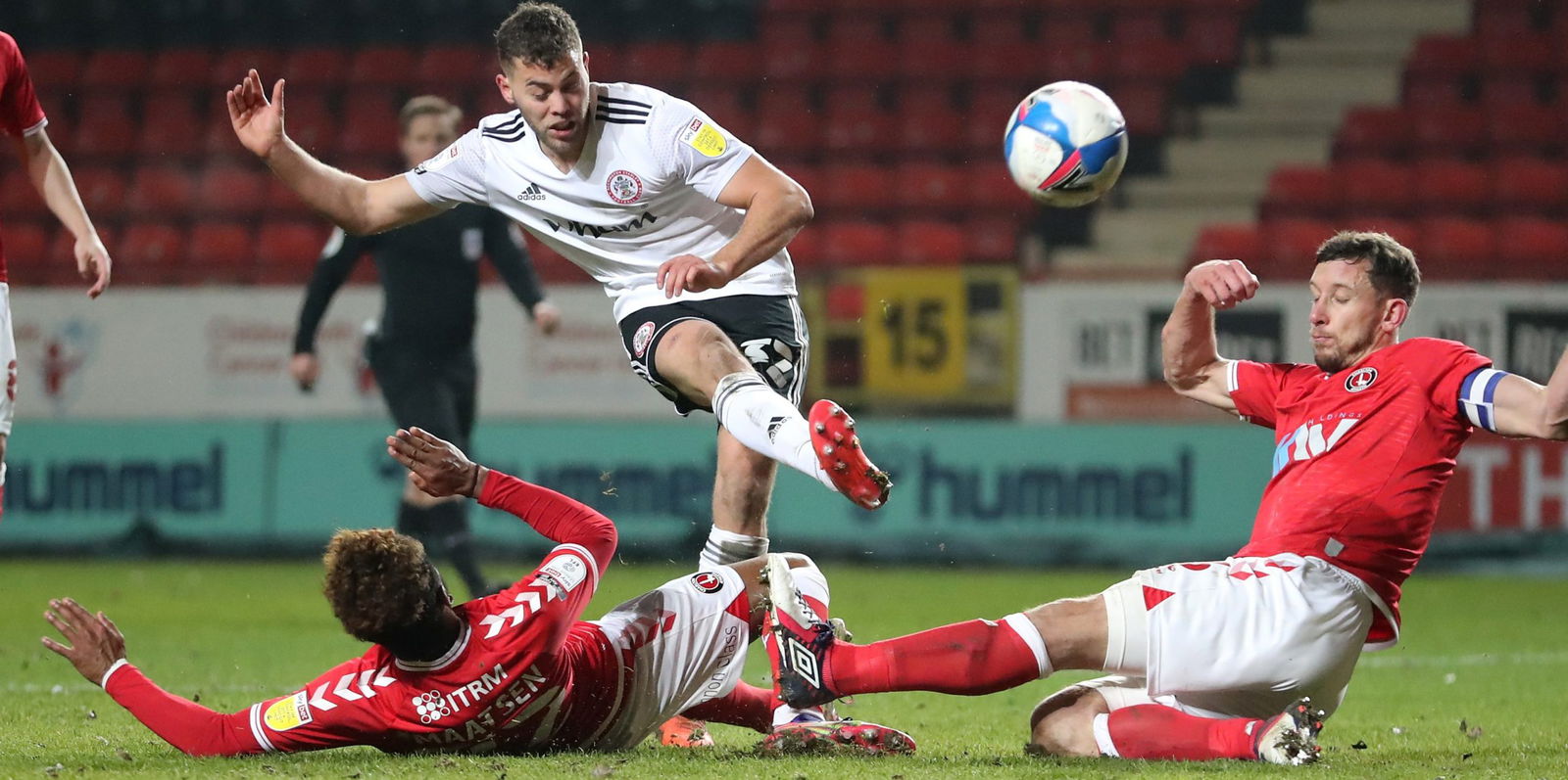 Charlton Athletic: Defence is the 'main problem' right now, not Lee ...