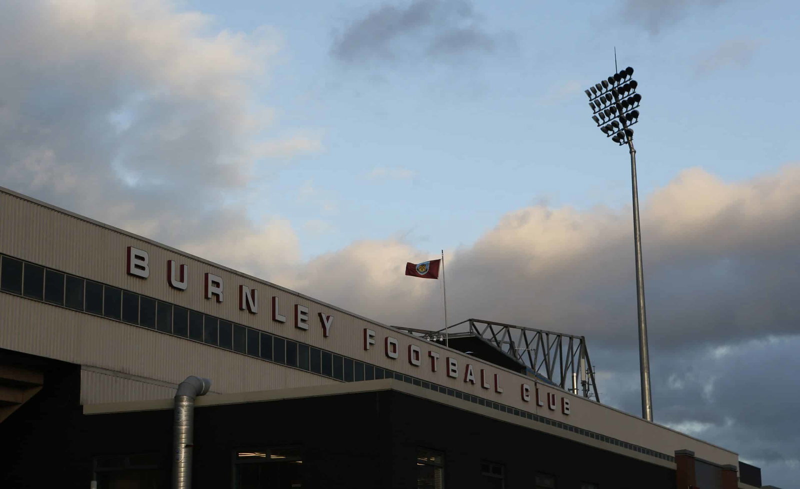 Burnley secure defender's long-term future: The72 - Football League News