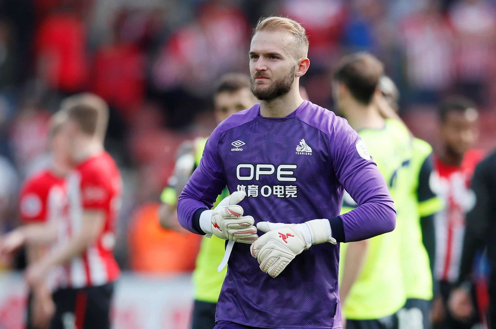 Millwall finalising deal for free agent after Bolton Wandere ...