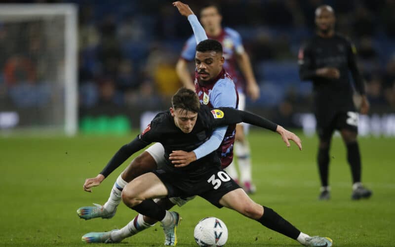 Burnley update regarding Lyle Foster's fitness emerges