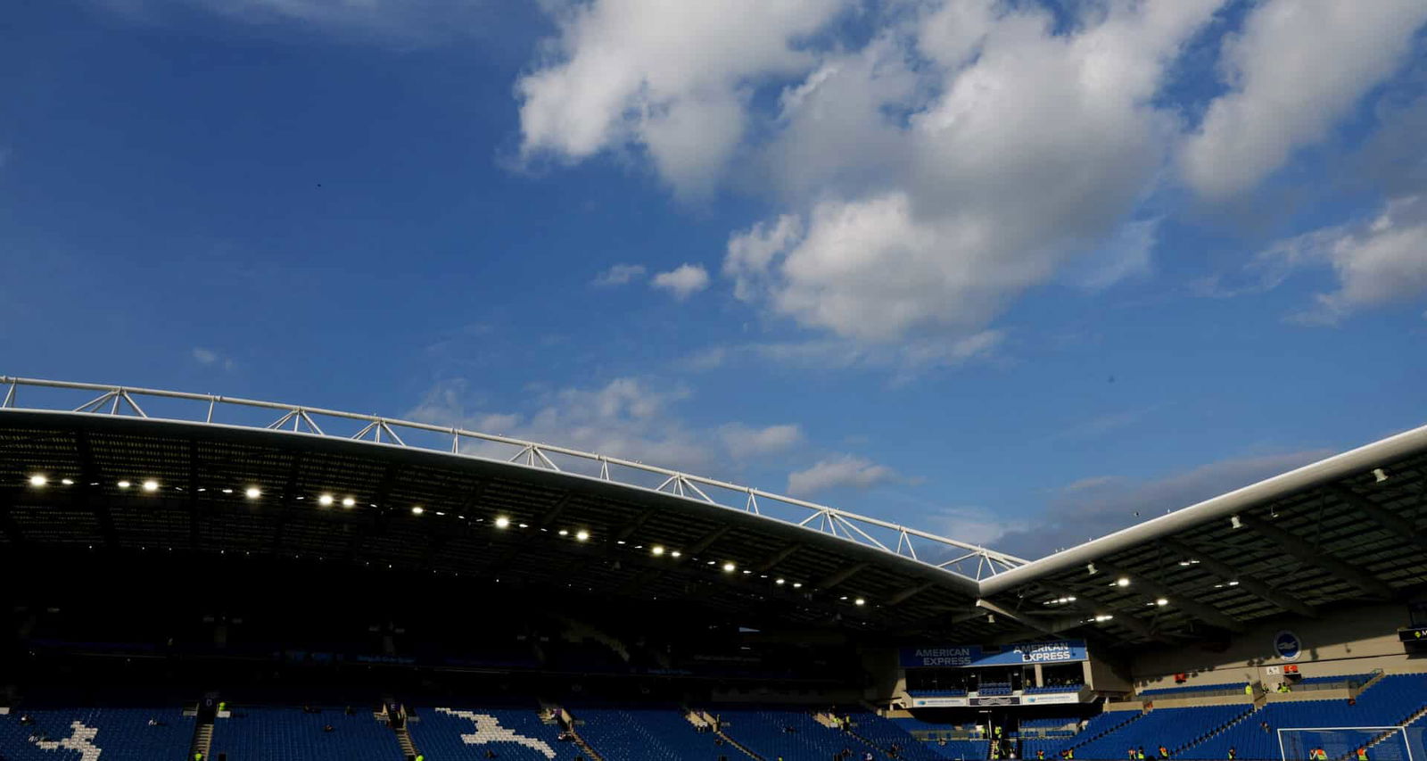 Mansfield Town: Championship clubs eye loan ace Caylan Vickers