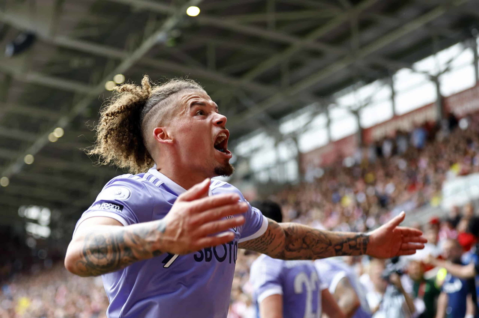 Leeds United: Reporter drops intriguing Kalvin Phillips reunion hint