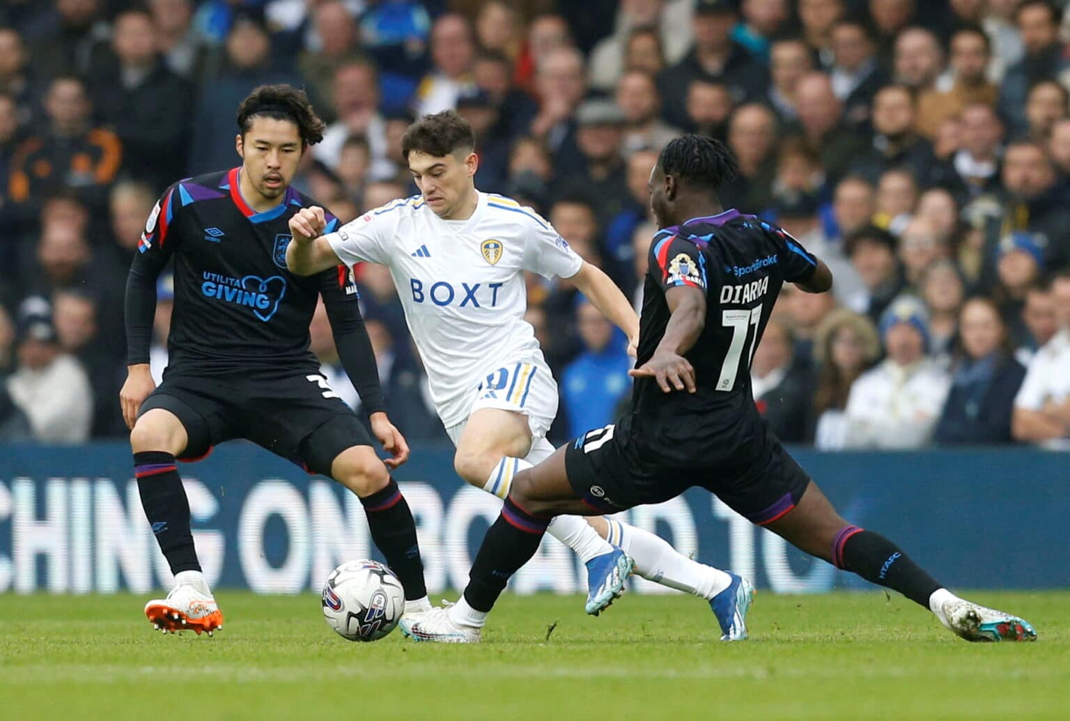 Leeds United winger Dan James hailed by EFL pundit George Elek