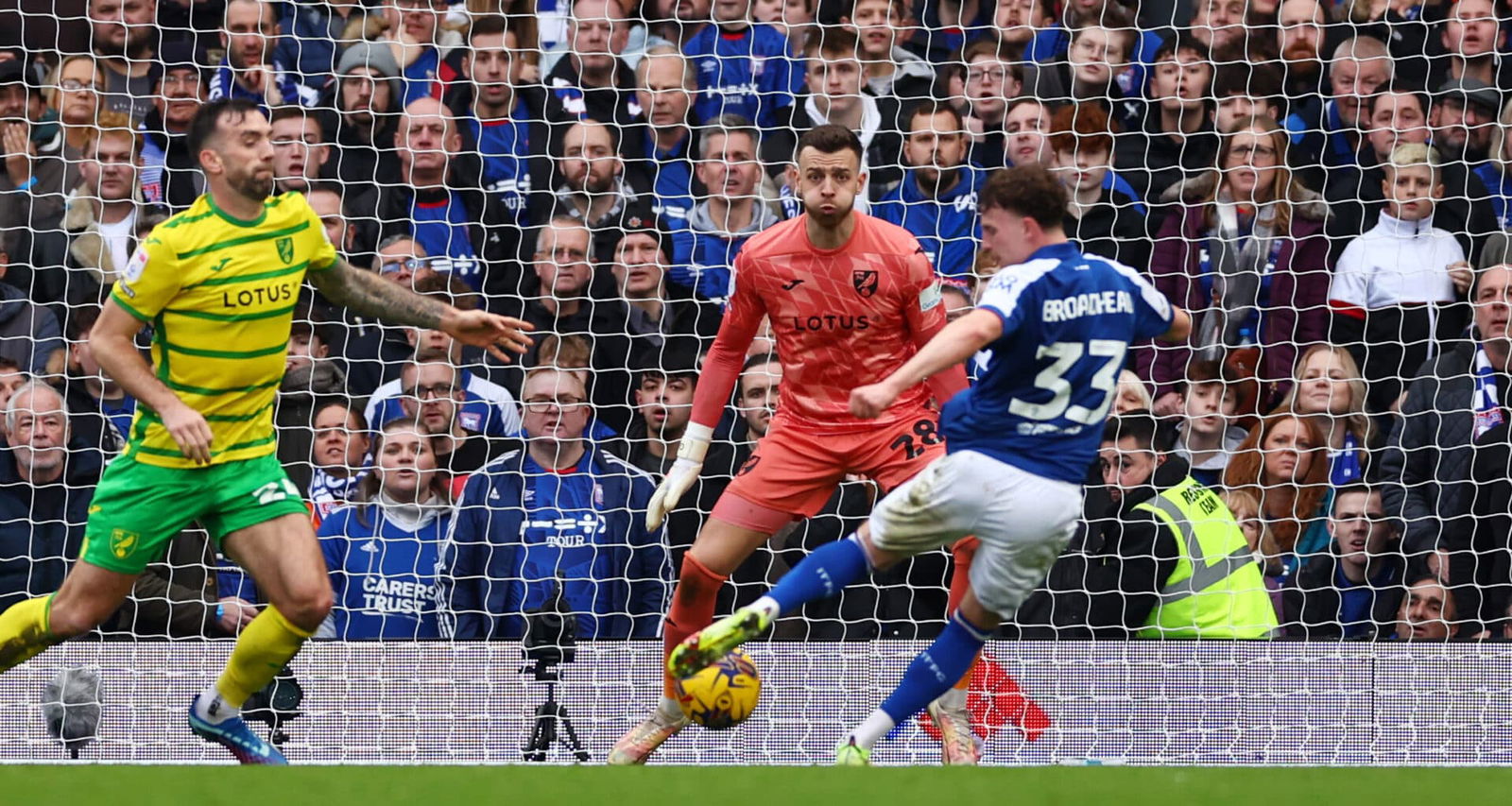 Exclusive: Nathan Broadhead on settling at Ipswich Town and why McKenna ...