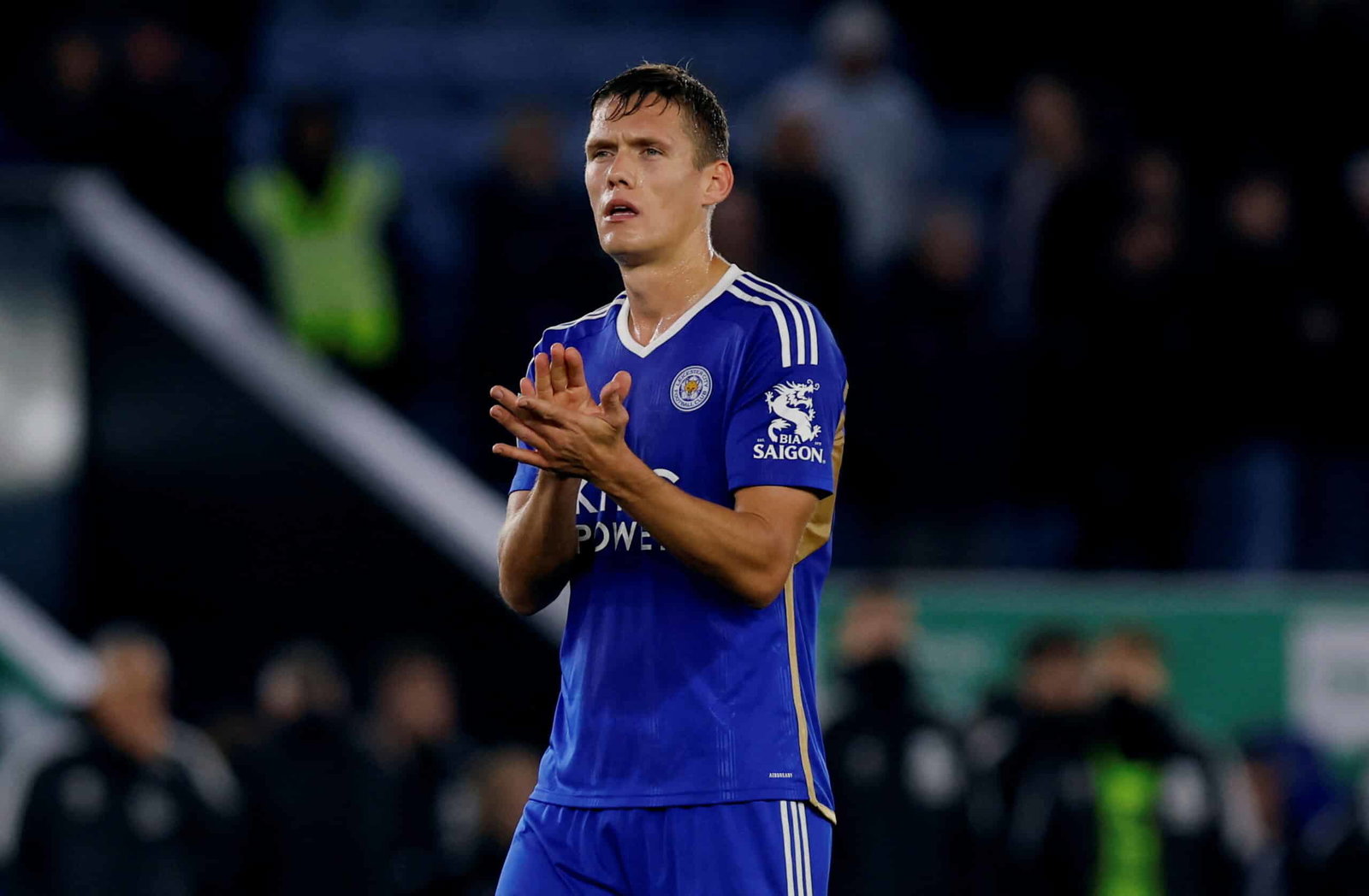 ‘Outstanding’ Leicester City defender shines with 9/10 display as Foxes ...