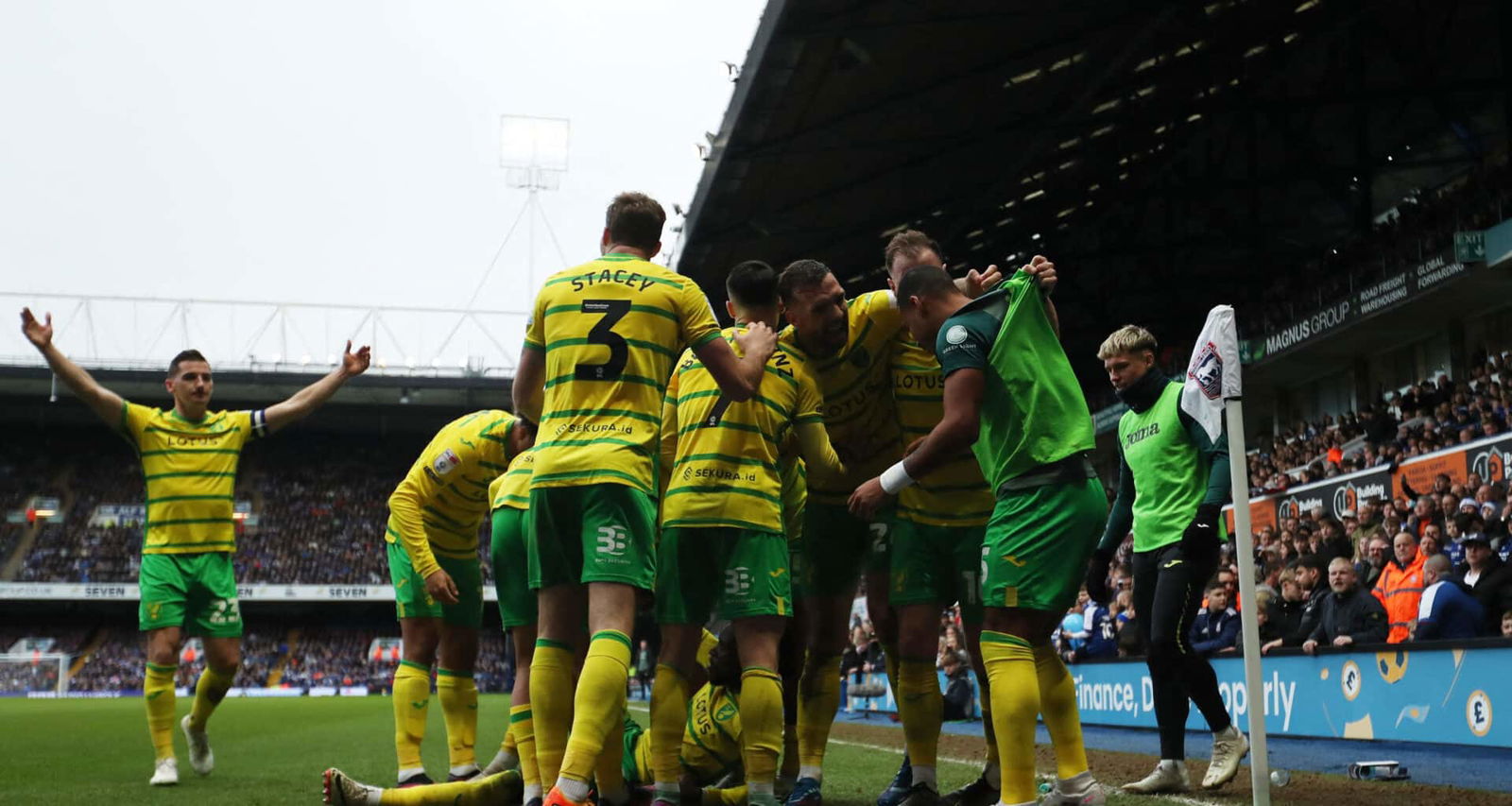Norwich City close to deal for defender Jose Cordoba