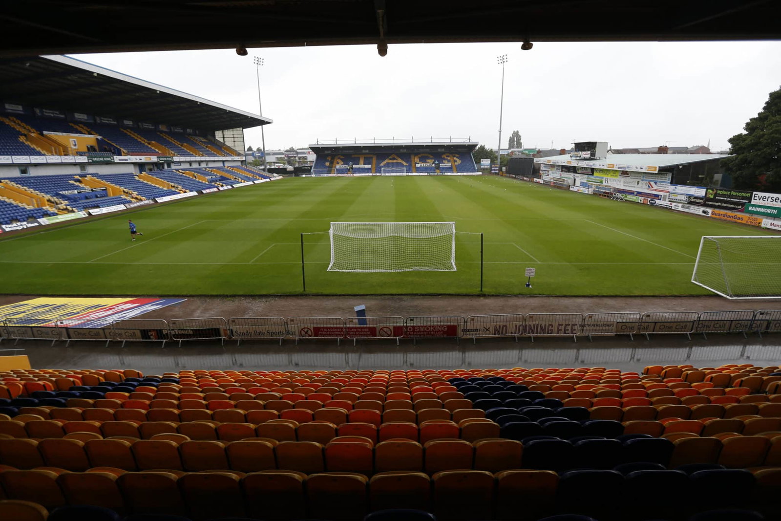 Mansfield Town: Championship clubs eye loan ace Caylan Vickers