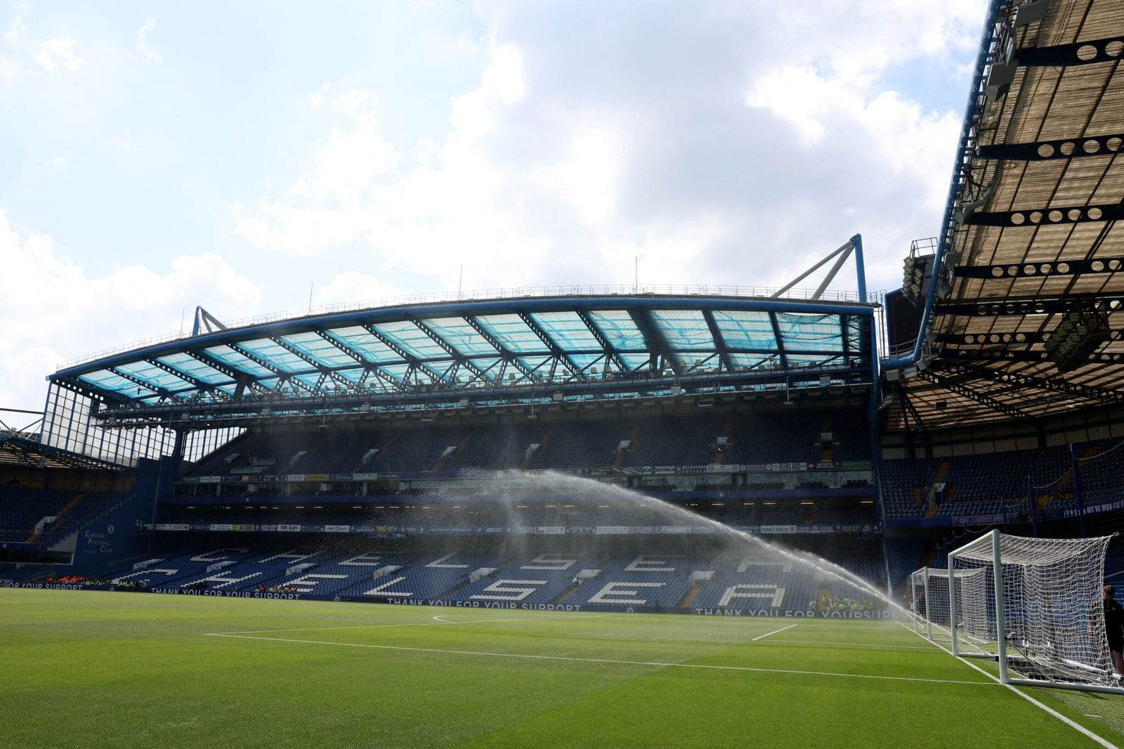 Crawley Town: Eddie Beach returns to Chelsea