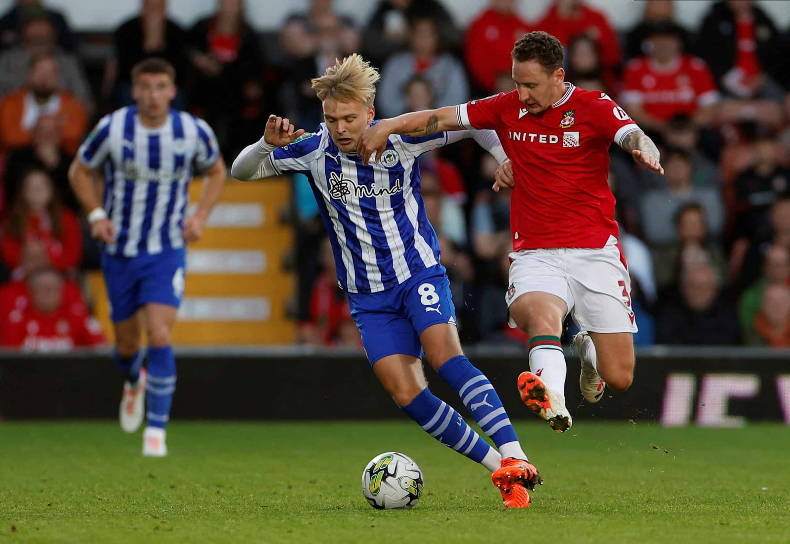 Callum McFadzean yet to land new club after Wrexham release