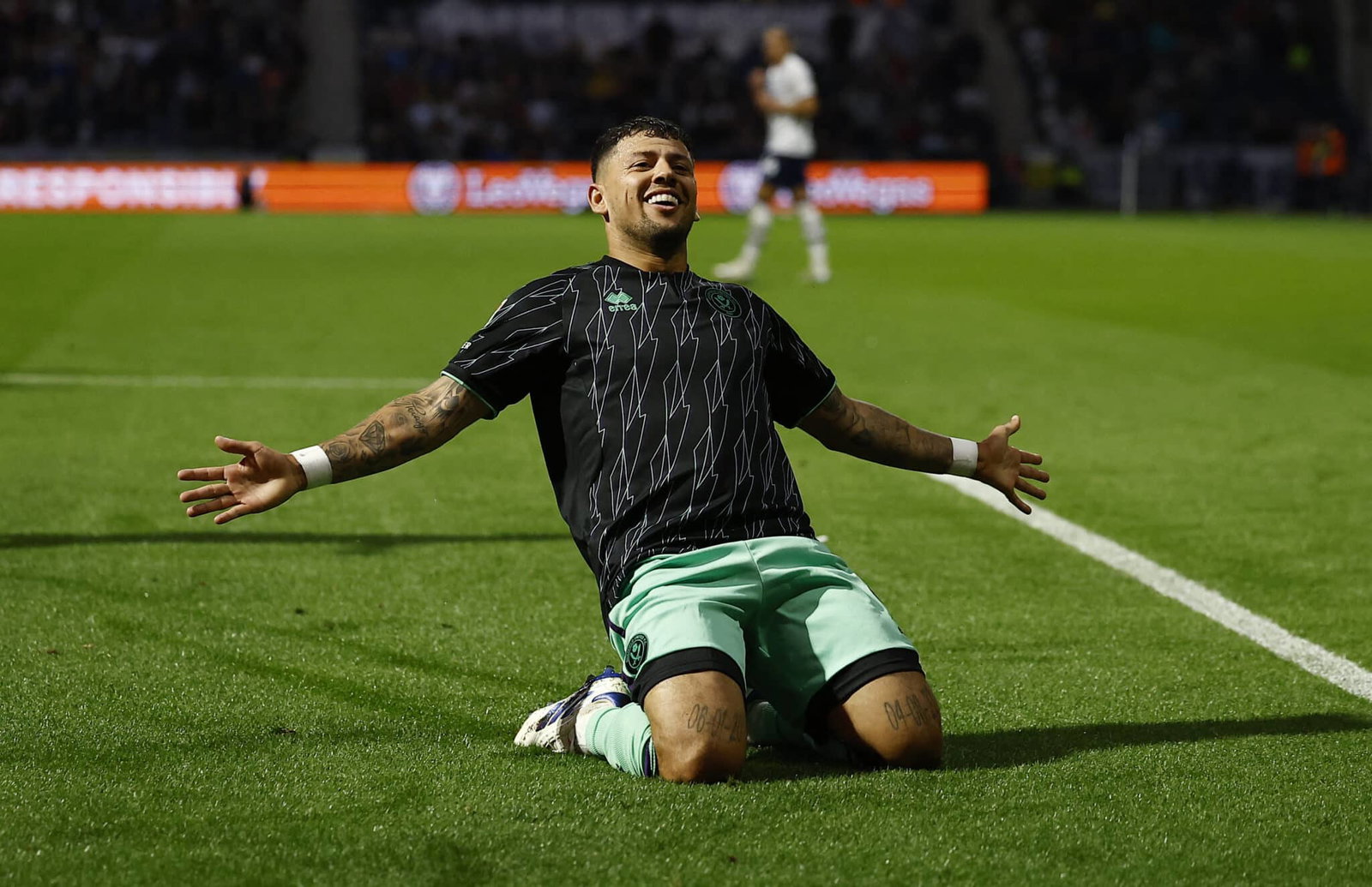 Sheffield United: Gus Hamer wanted by Palmeiras