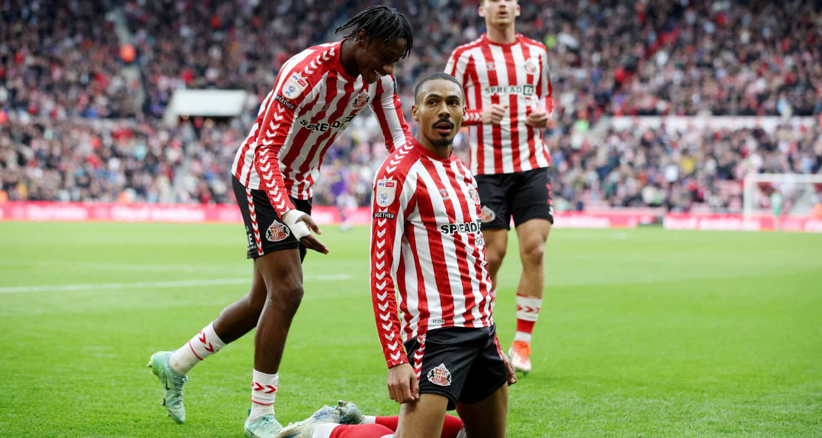 Sunderland team news and predicted XI to face Leeds United