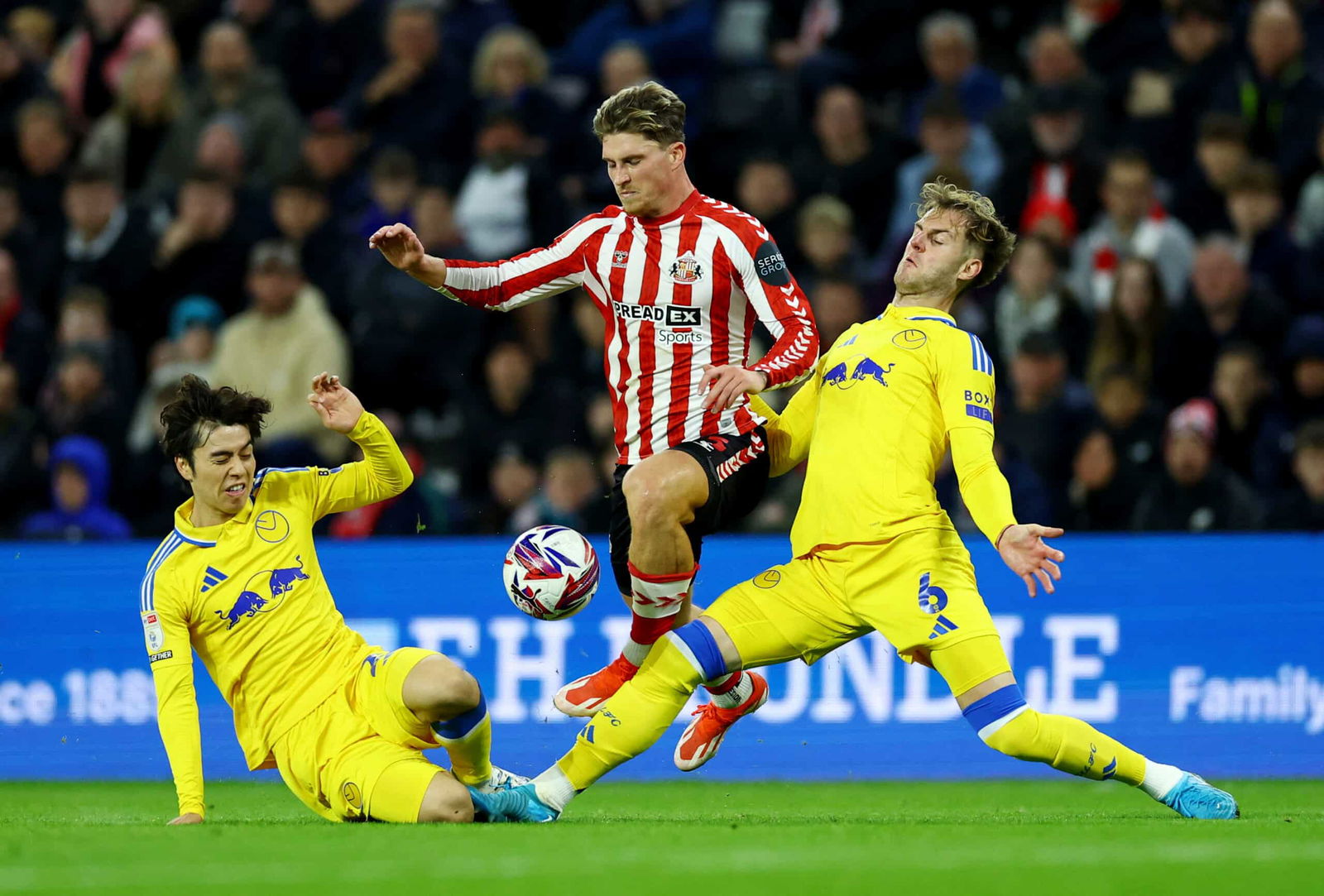 Leeds United: 3 left-back targets to eye ahead of the summer