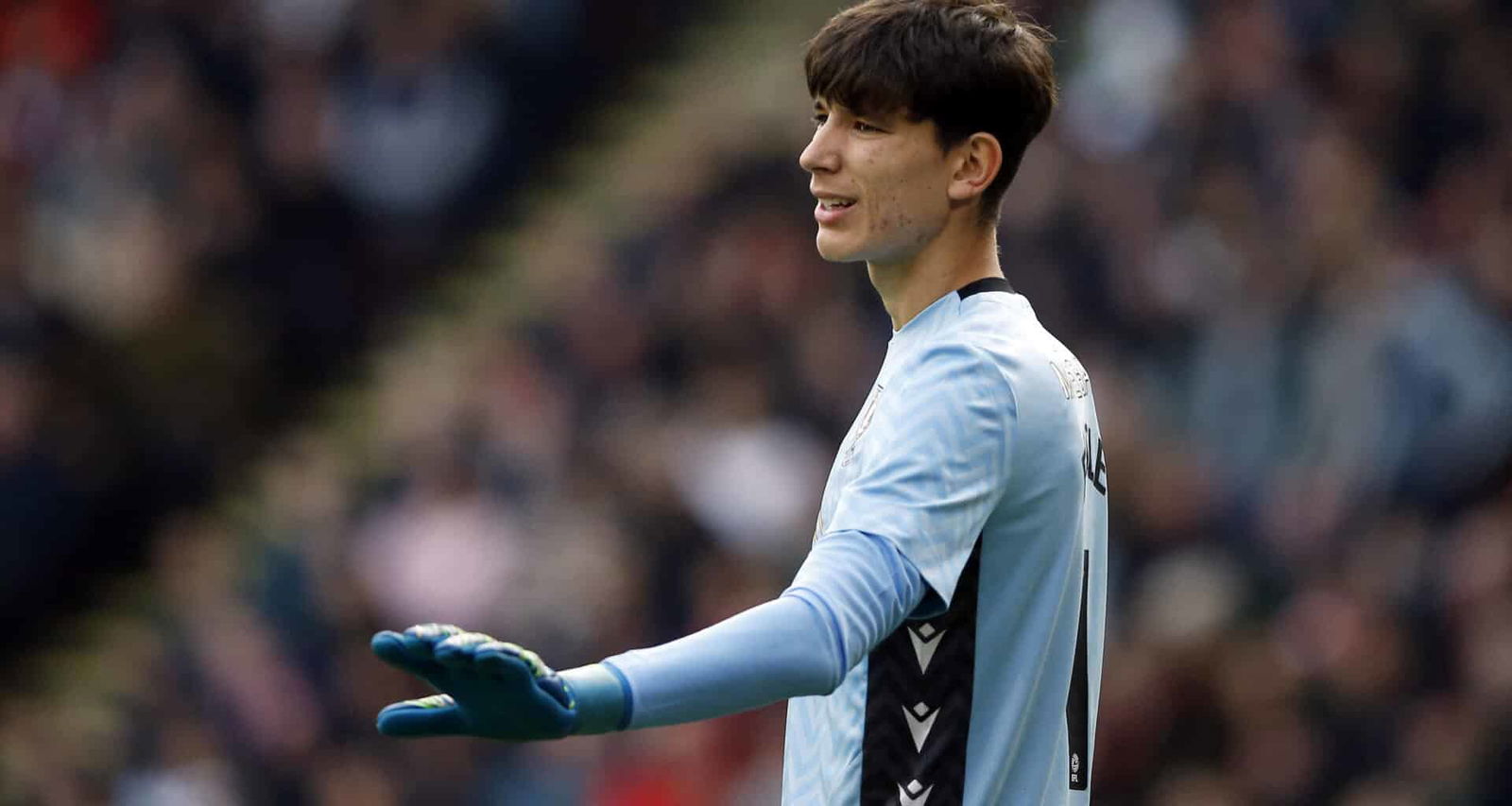 Birmingham City set to sign Brighton goalkeeper James Beadle