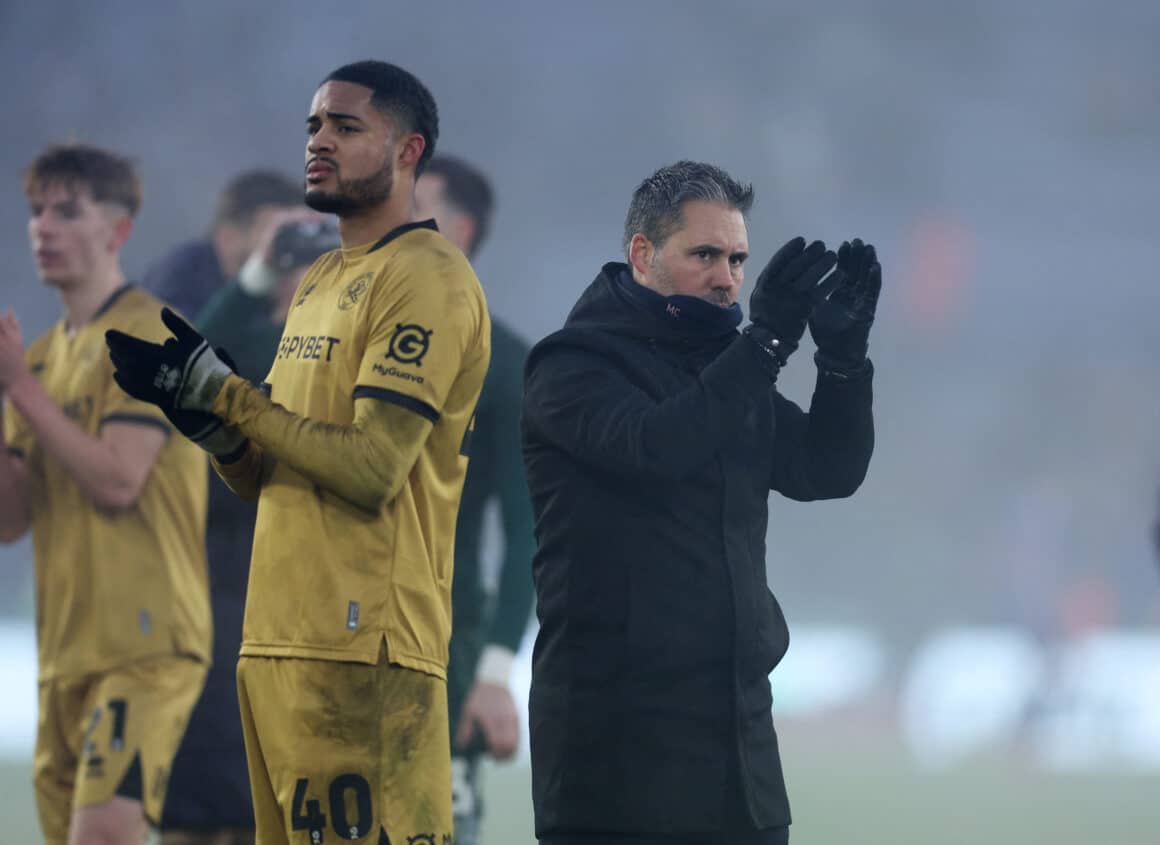 Leicester City consider Leeds United's Illan Meslier in 'keeper hunt