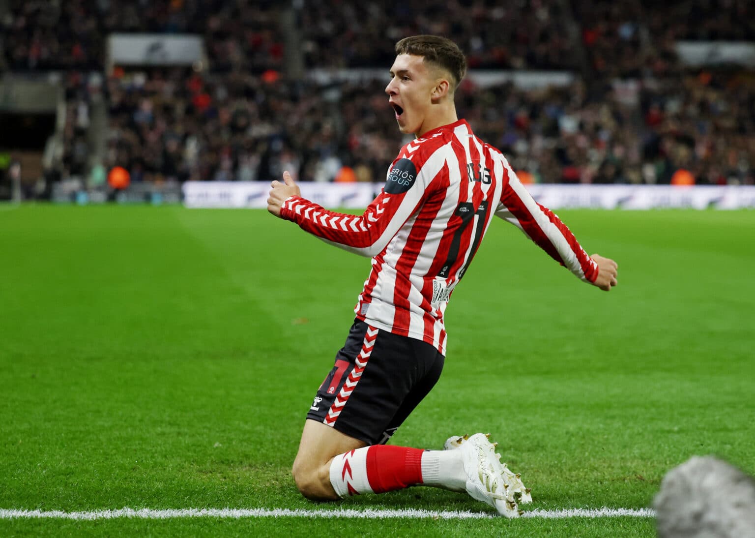 Sunderland set £35m price tag as top clubs move for Chris Rigg