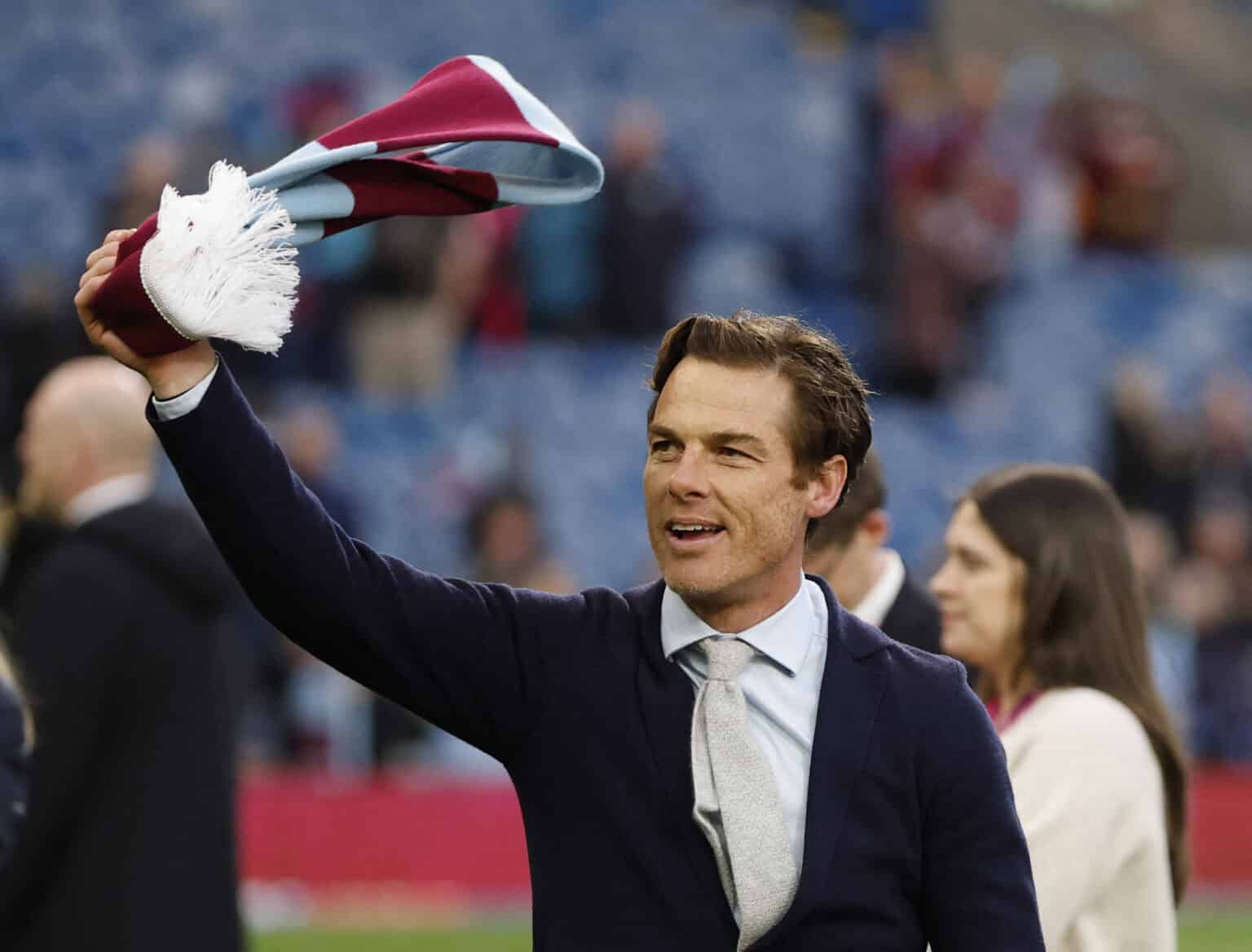 Burnley set sights on Taylor Harwood-Bellis reunion