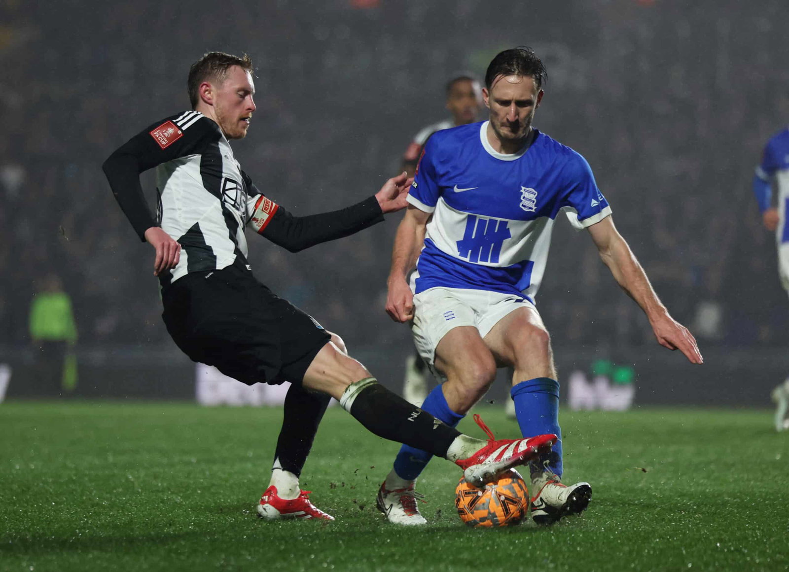 QPR, Birmingham City target Ben Davies to join Oxford United