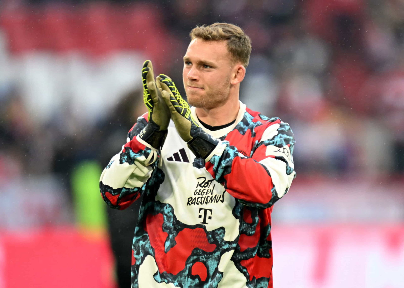 Southampton eye January deal for Bayern 'keeper Daniel Peretz