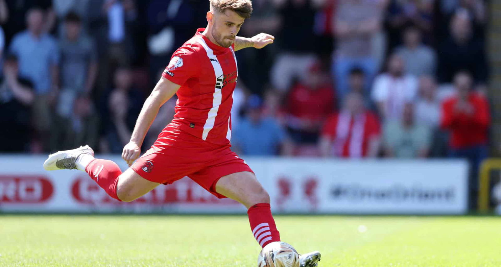 Charlton Athletic win race for QPR forward Charlie Kelman