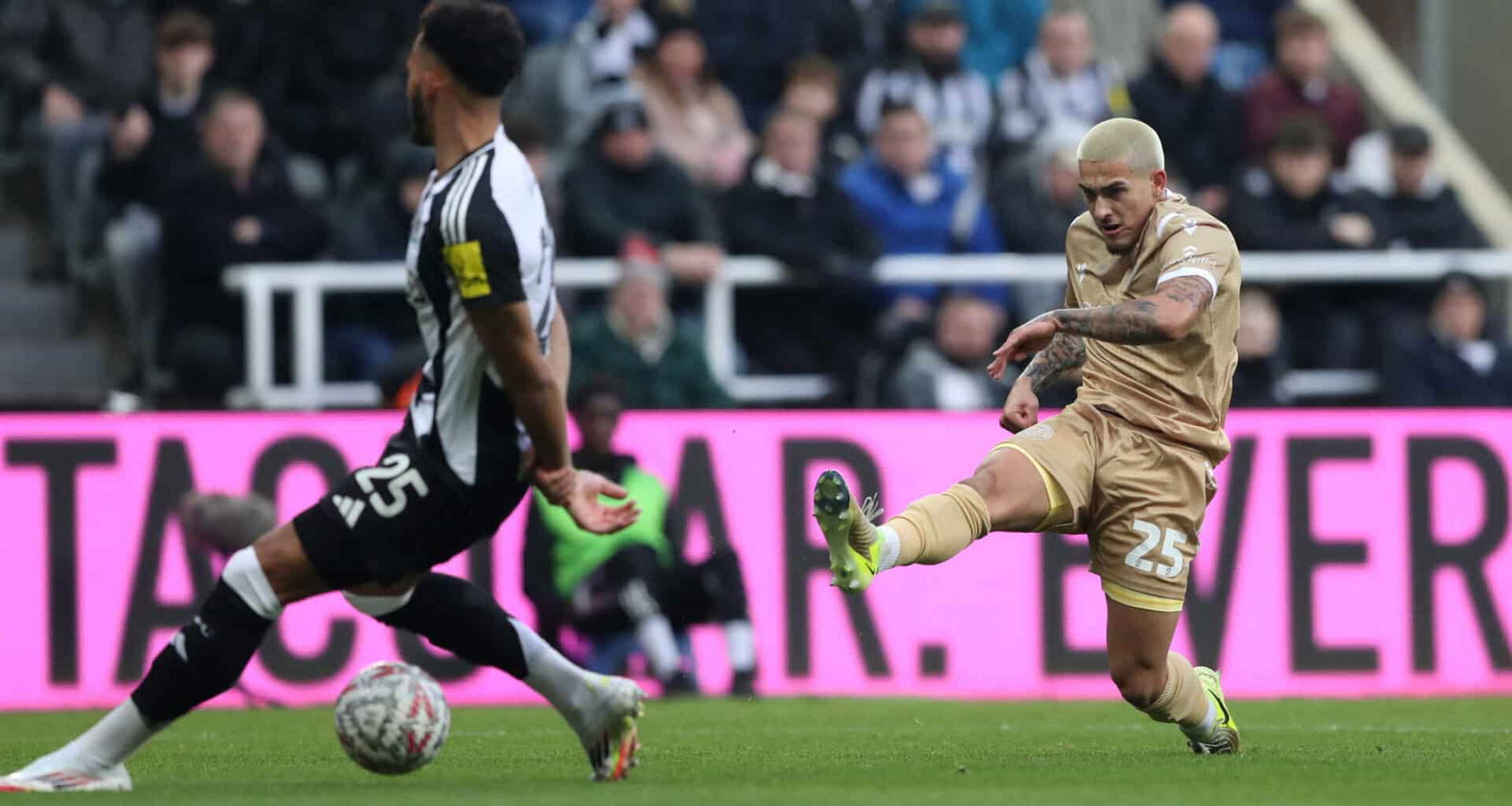 Blackpool win transfer race for Crystal Palace ace Danny Imray