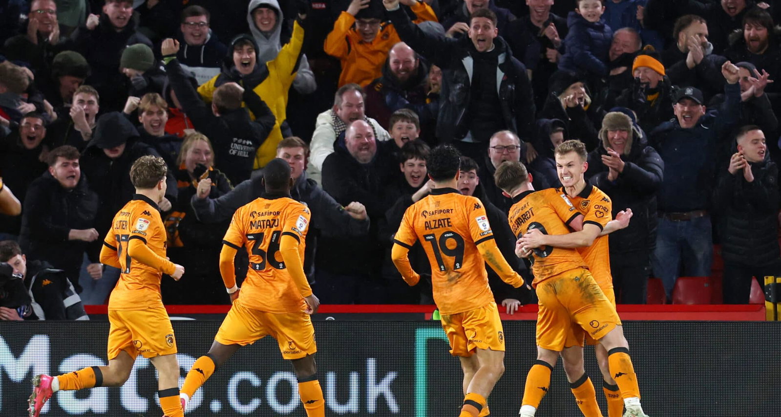 Hull City: Matty Jacob agrees Reading FC loan switch