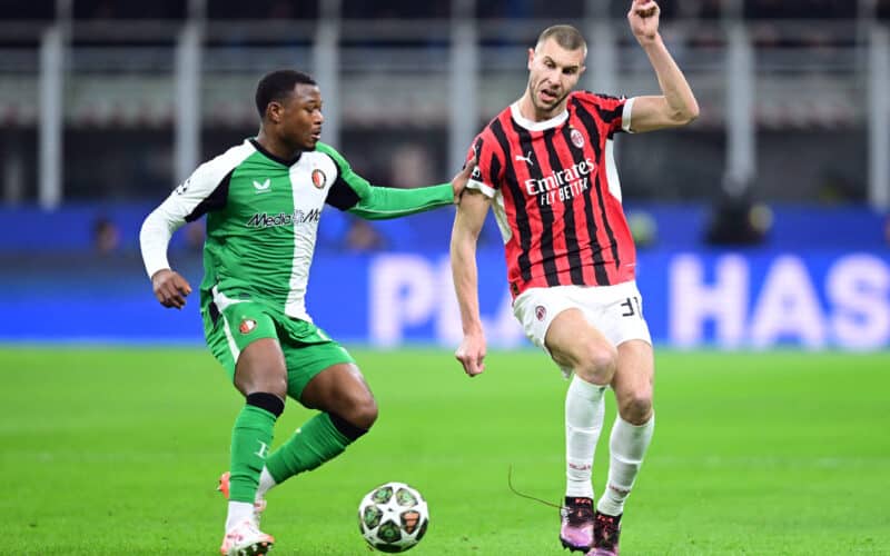 Blackpool: 3 Dale Taylor alternatives to eye amid Championship link