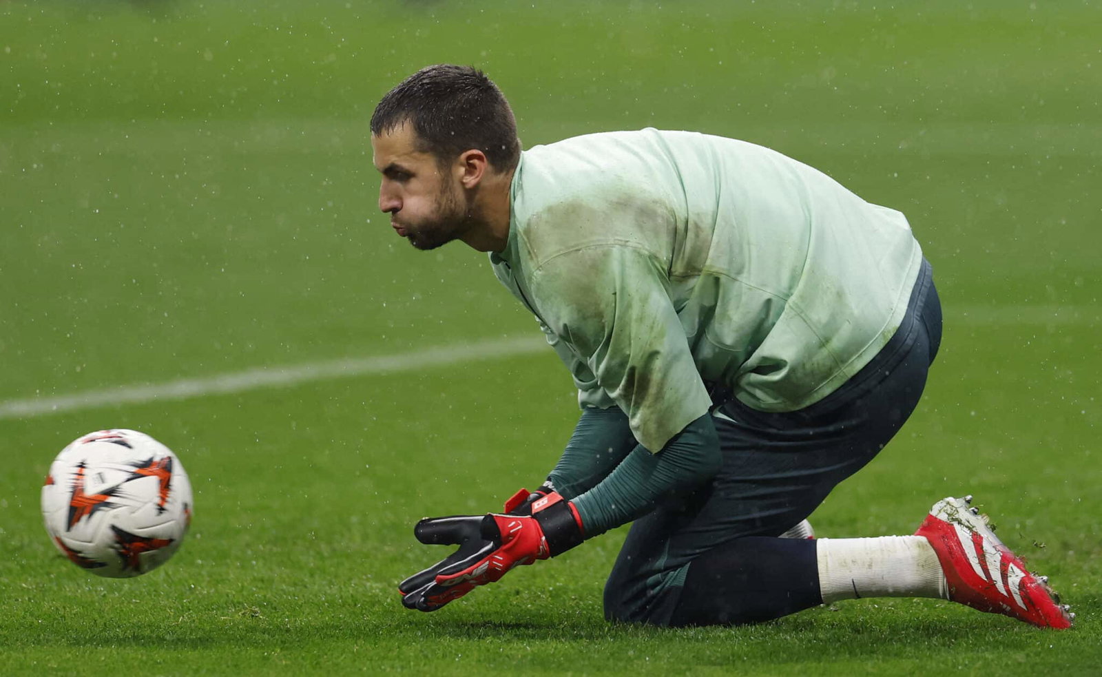 Portsmouth bring Alfie Whiteman in on trial after Spurs release