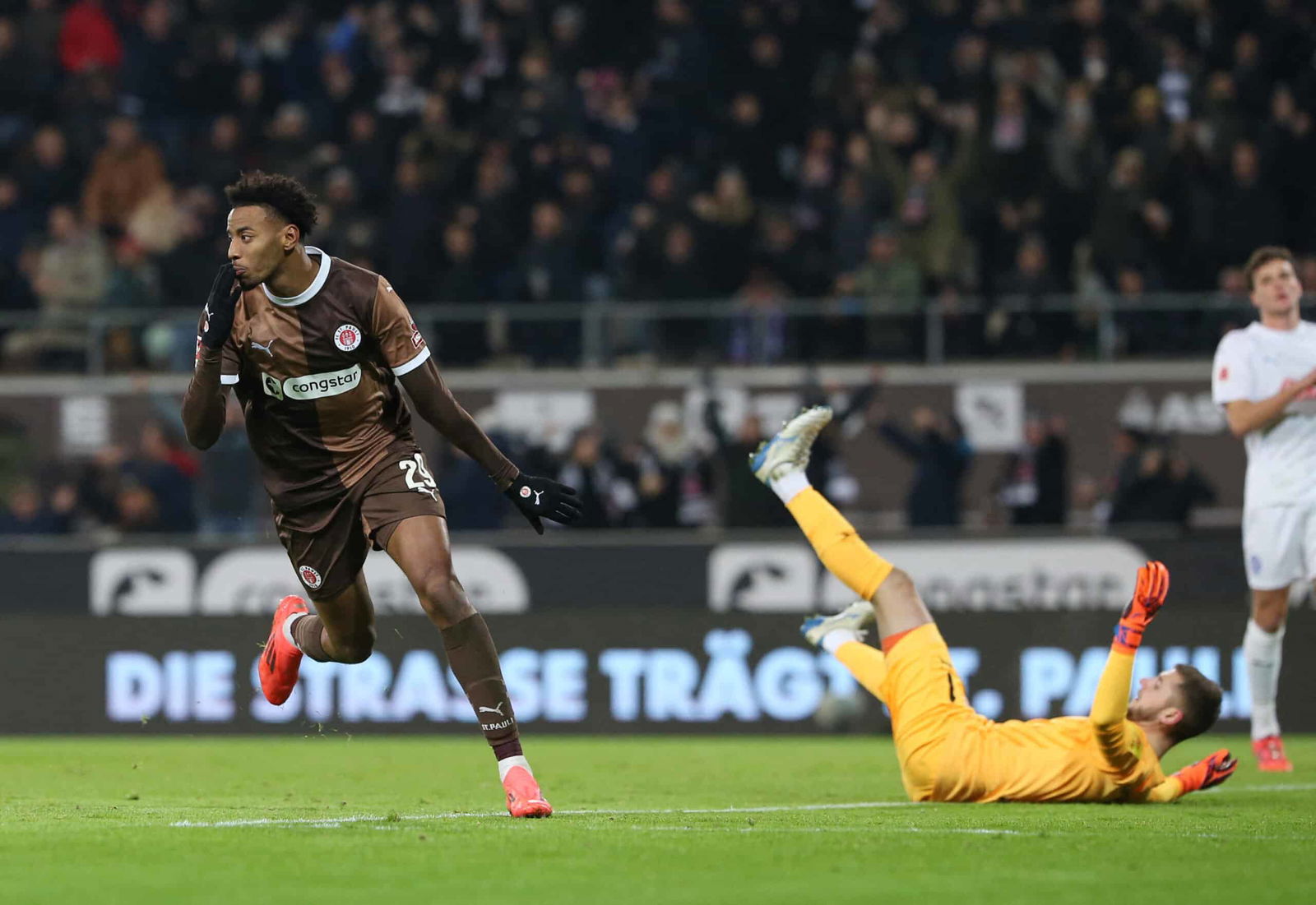 Southampton in talks over deal for RC Lens ace Morgan Guilavogui