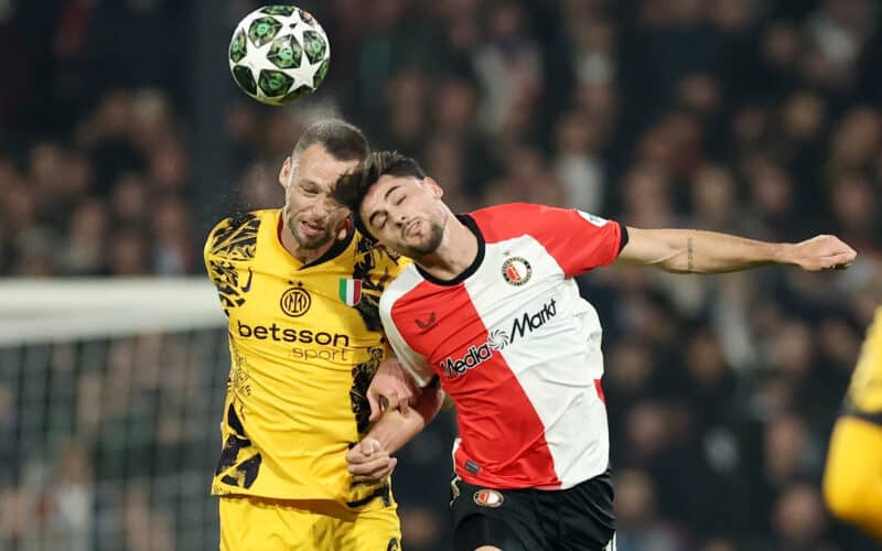 Leicester City in advanced talks to sign striker Julian Carranza
