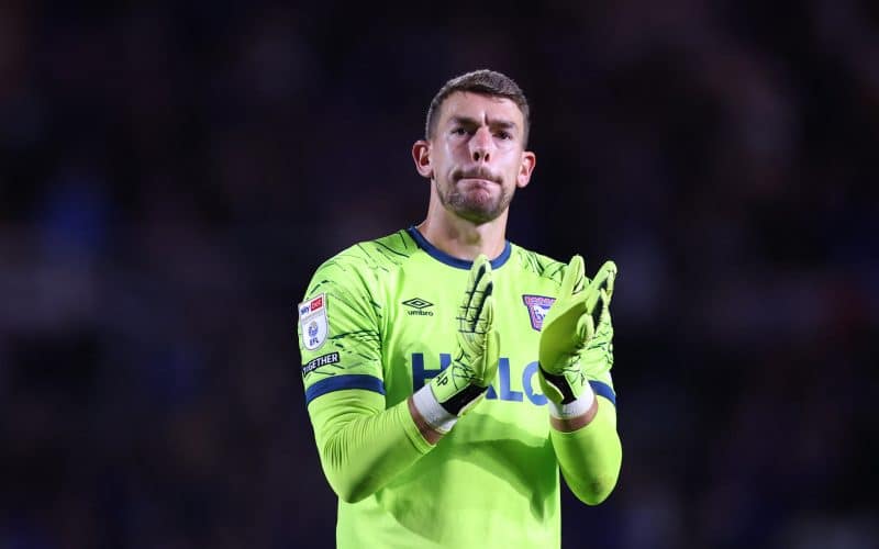 Ipswich Town: McKenna sweats over Alex Palmer injury concern