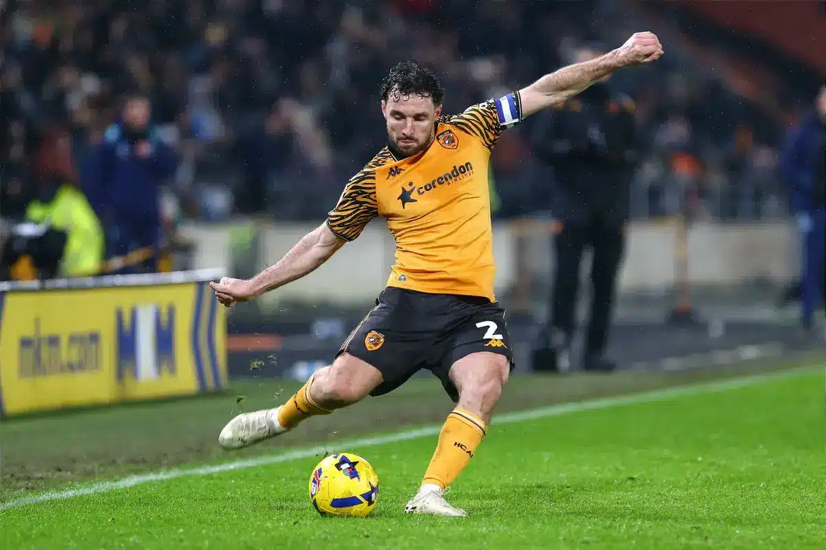 Hull City: Lewie Coyle wants promotion after new deal confirmation