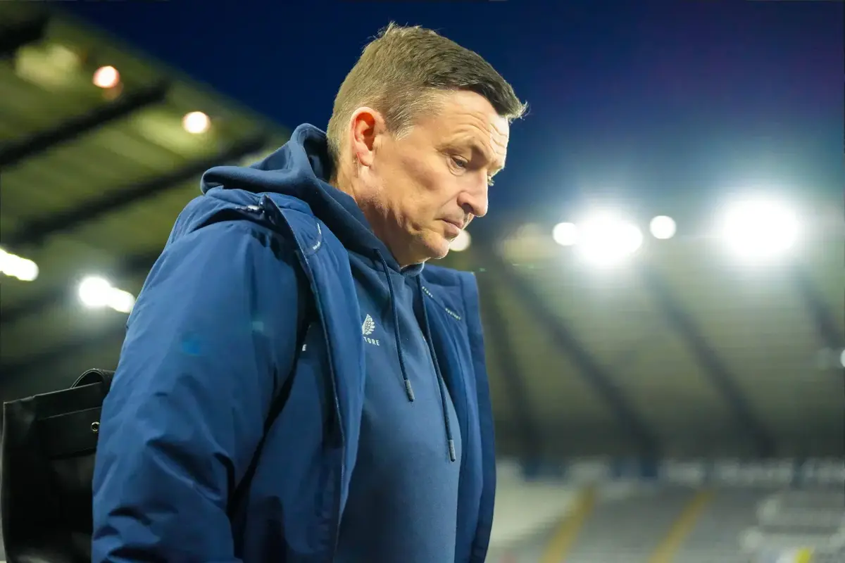 Preston North End feel Armstrong blow as play-off bid falters