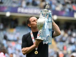 Luton Town revive interest in Barnsley star Luca Connell
