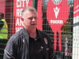 Lincoln City: Darren Bent drops verdict on Imps form