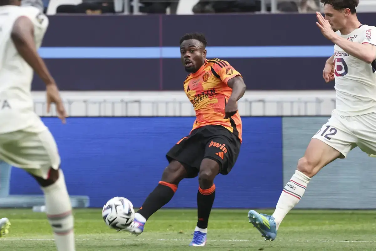 Wolves midfielder Marshall Munetsi wanted by Nottingham Forest