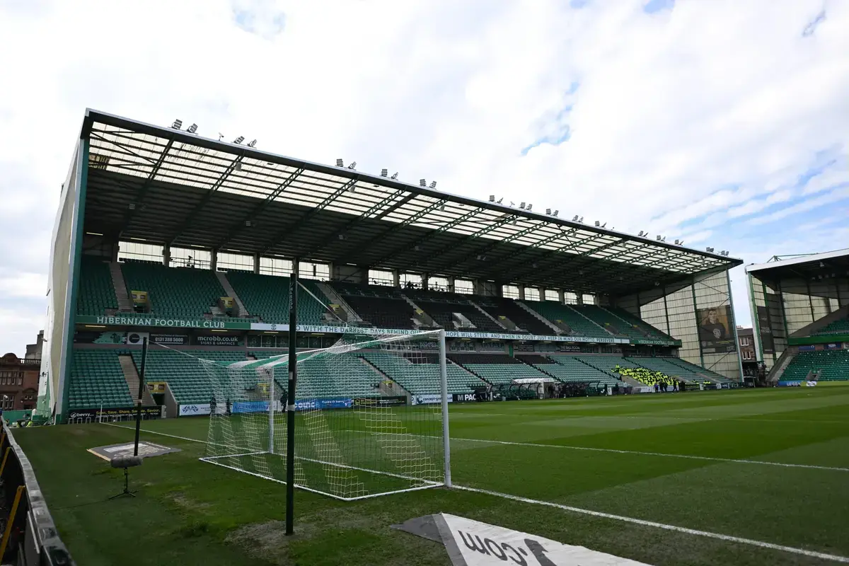 Wigan Athletic: Jason Kerr in line for Hibs transfer after release