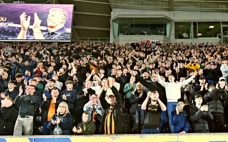 Hull City: Tigers urged to sign Karl Darlow from Leeds United